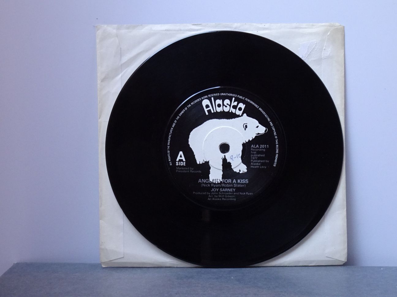 Joy Sarney: Angling For A Kiss Orig UK 1977 EX+ 7"