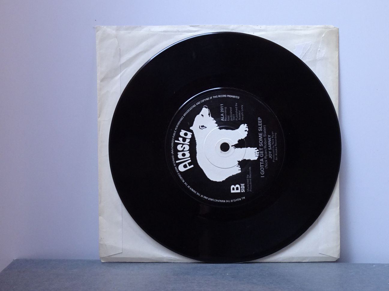 Joy Sarney: Angling For A Kiss Orig UK 1977 EX+ 7"