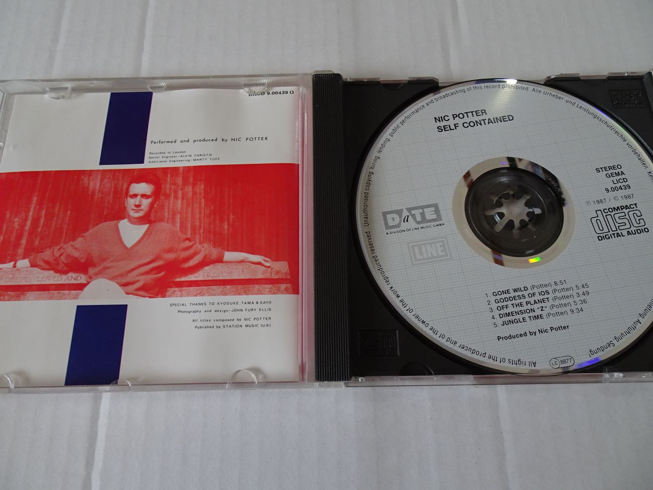 Nic Potter: Self Contained Near Mint CD
