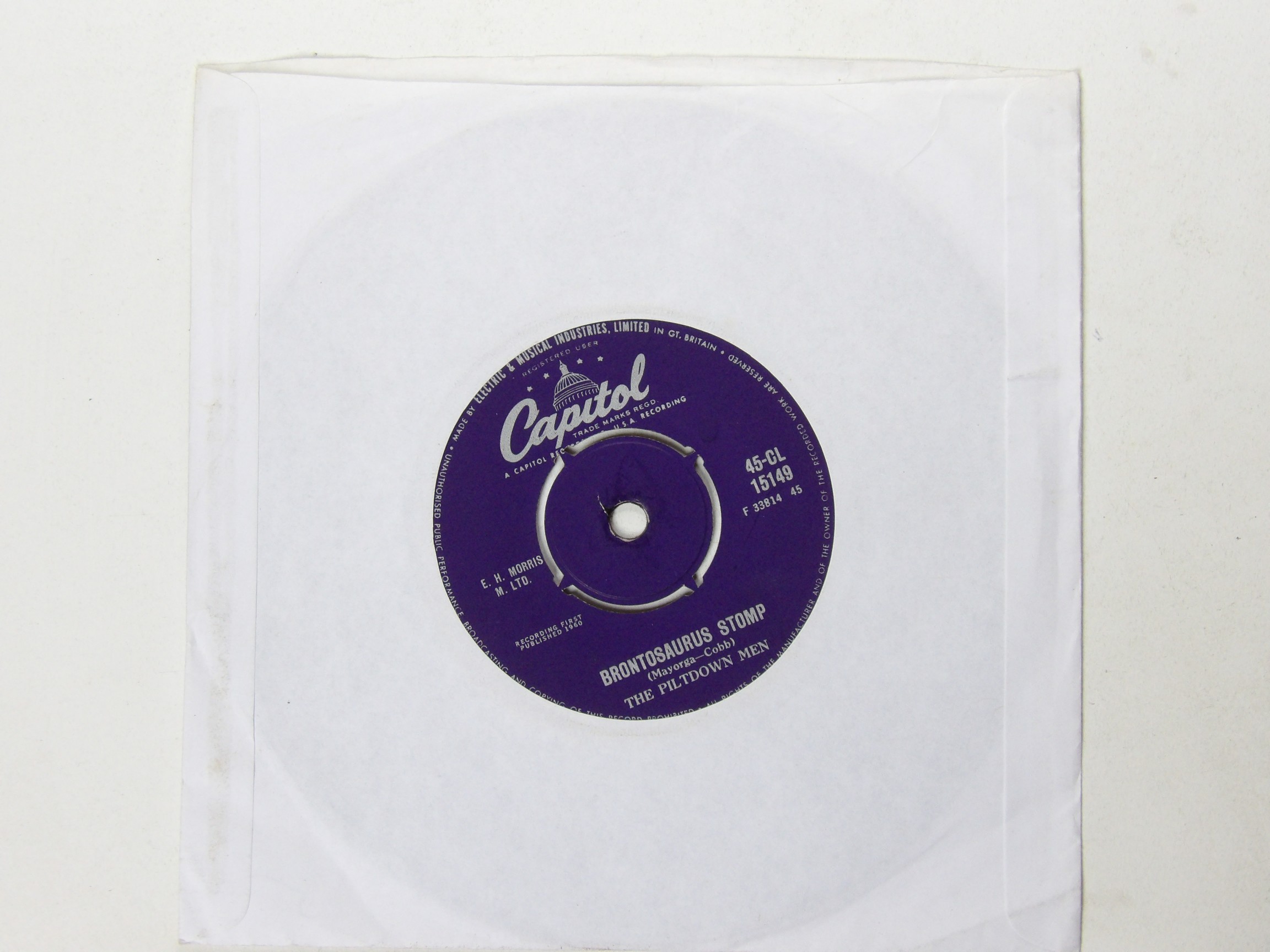 Piltdown Men: McDonald's Cave / Brontosaurus Stomp 1960 UK 7"